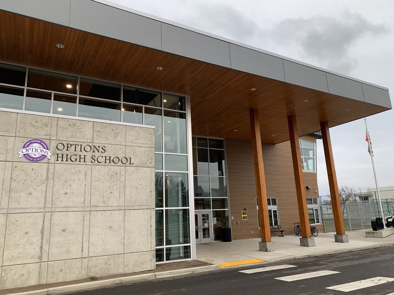 Celebrating students at Madrona Elementary - Ready Washington